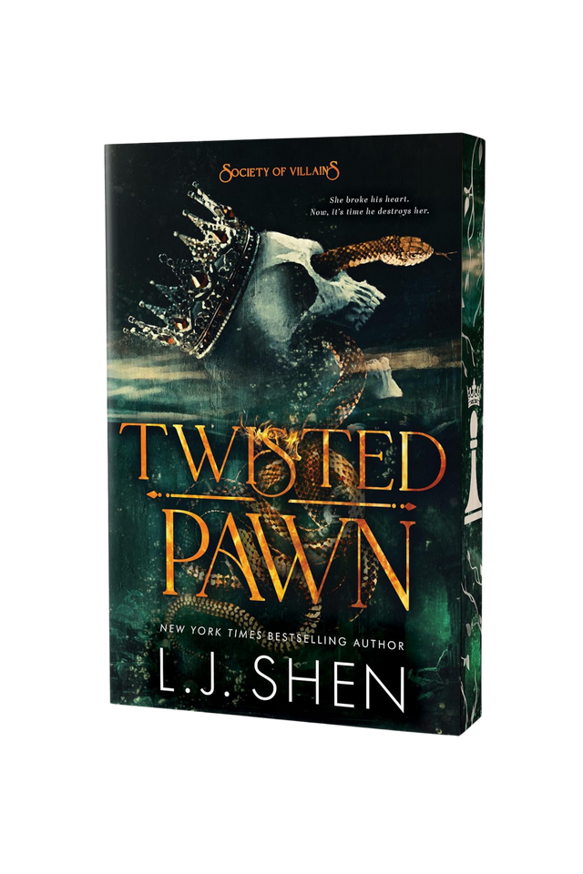 Twisted Pawn | Deluxe Edition Paperback – The Grimoire